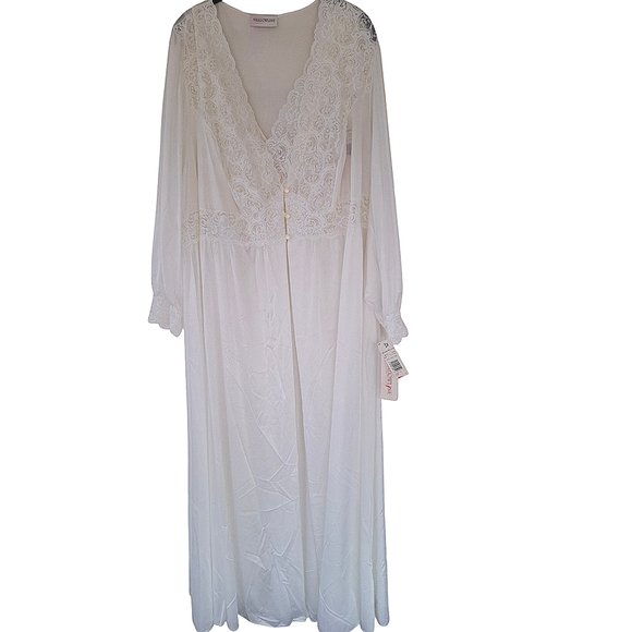 Shadowline | Intimates & Sleepwear | Vintage Shadowline Negligee Set ...